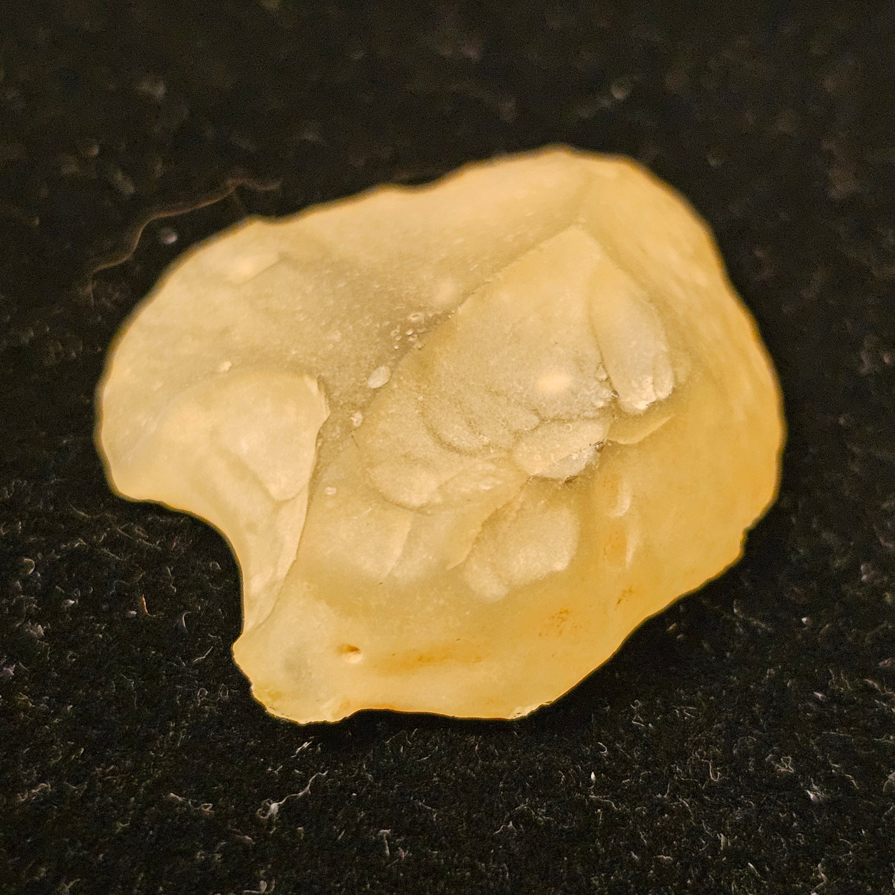 Libyan Desert Glass – The Kent Crystal Cave